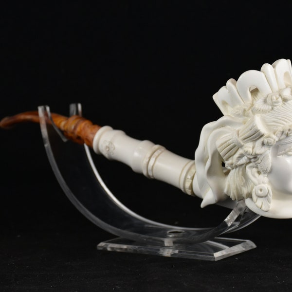 Queen Elizabeth and Pipes - Etsy