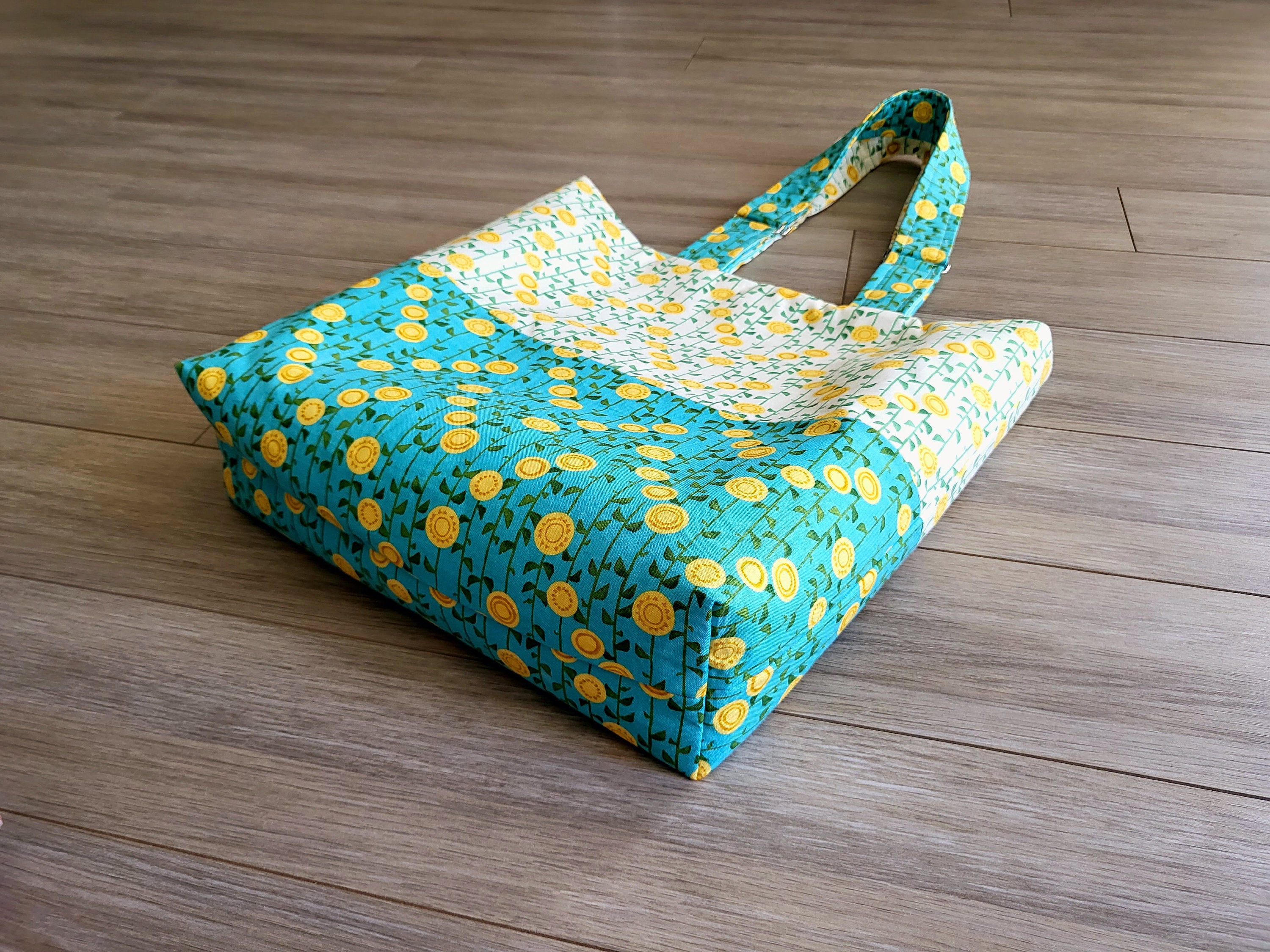 Tote Bag PDF Sewing Pattern. Two Tones. Three Fabrics. Easy to Follow ...