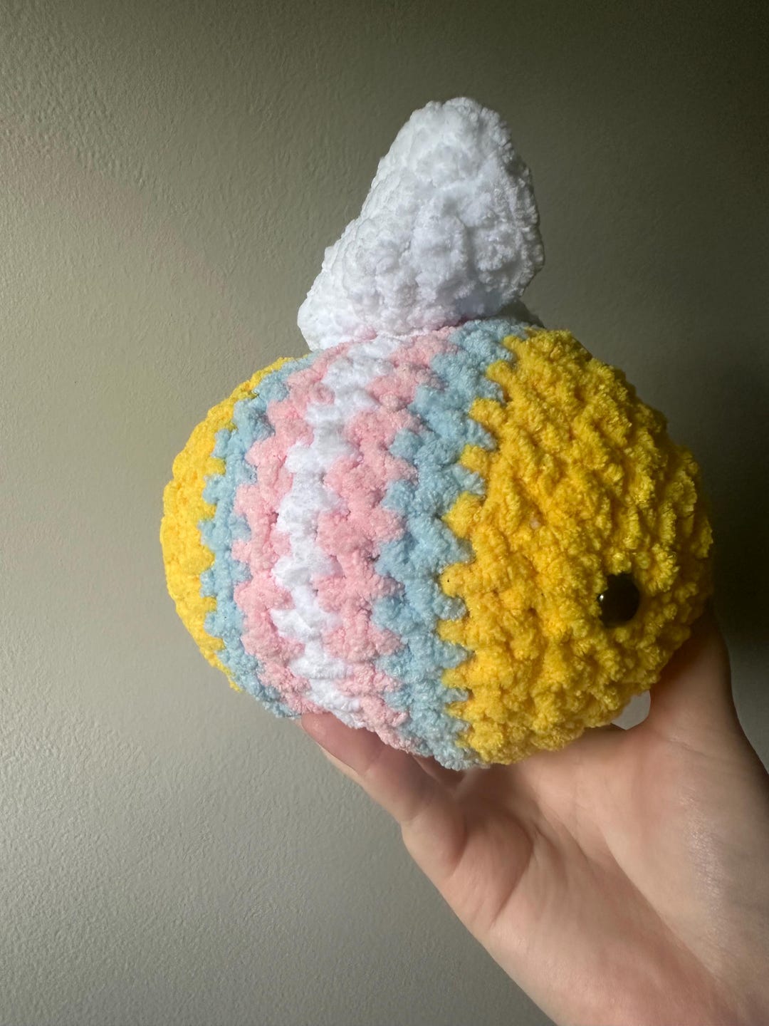 Trans Pride Bee | Transgender | Pride Plush | Crochet Plushie | FTM/MTF ...
