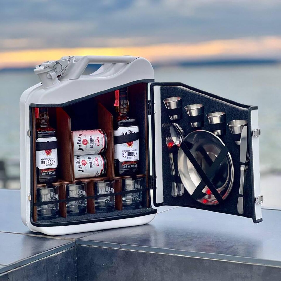 20 L Mini Bar Jerry Can, Metal Mini Bar With Wood Inside With Picnic ...