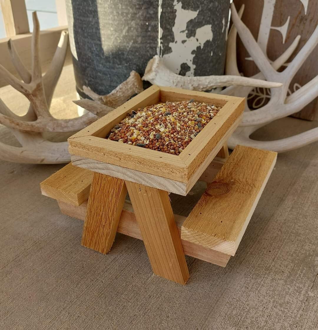 Bird Feeder | Bird Picnic Table - Etsy