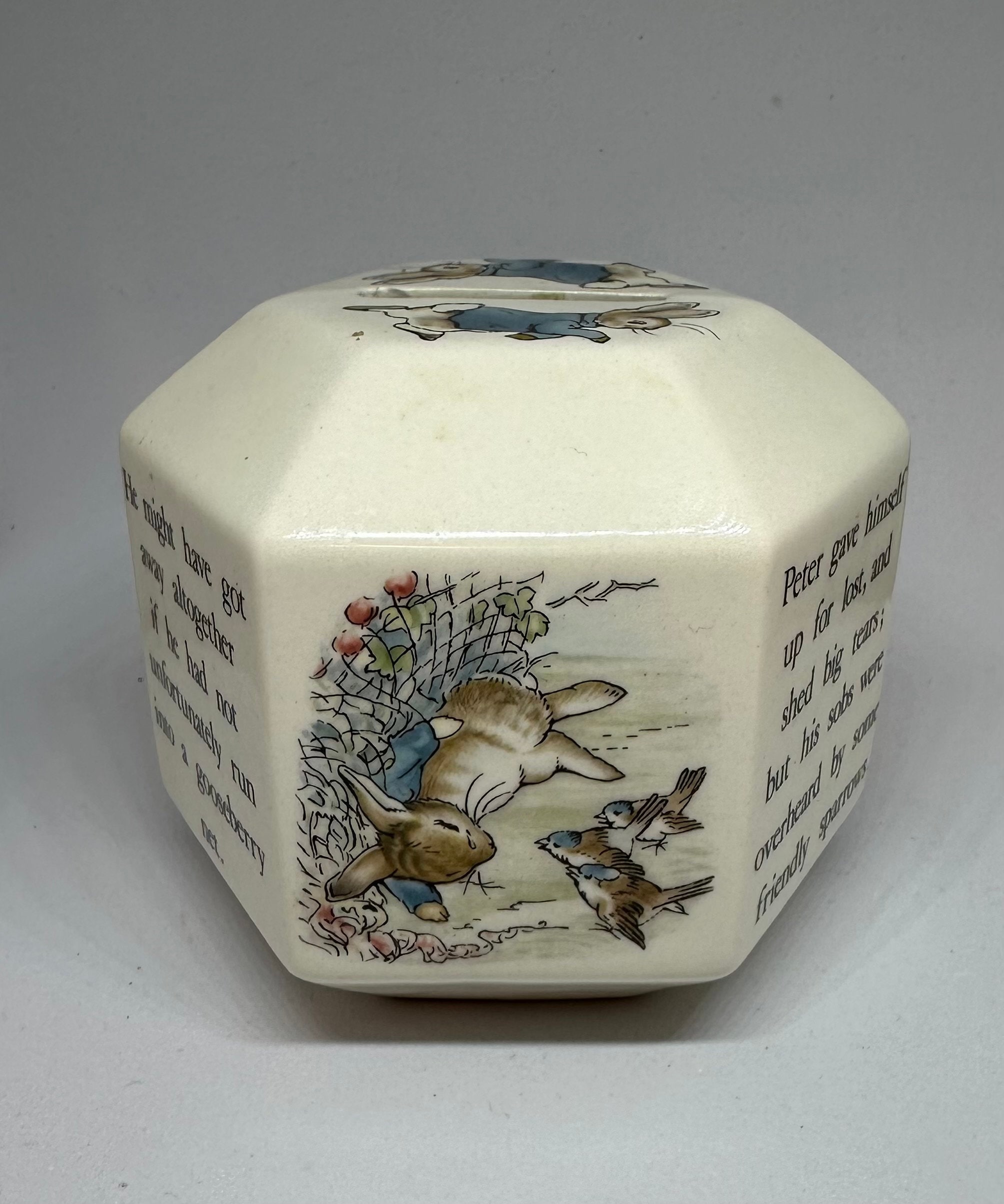 Vintage Peter Rabbit Bank Wedgwood - Etsy