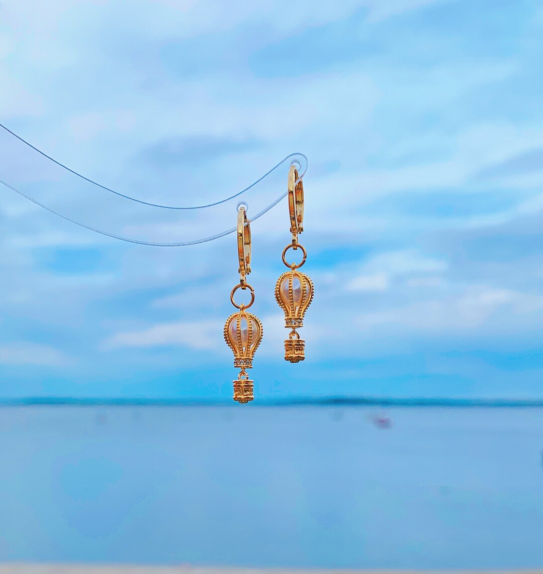 Dainty Hot Air Balloon Earrings - Etsy