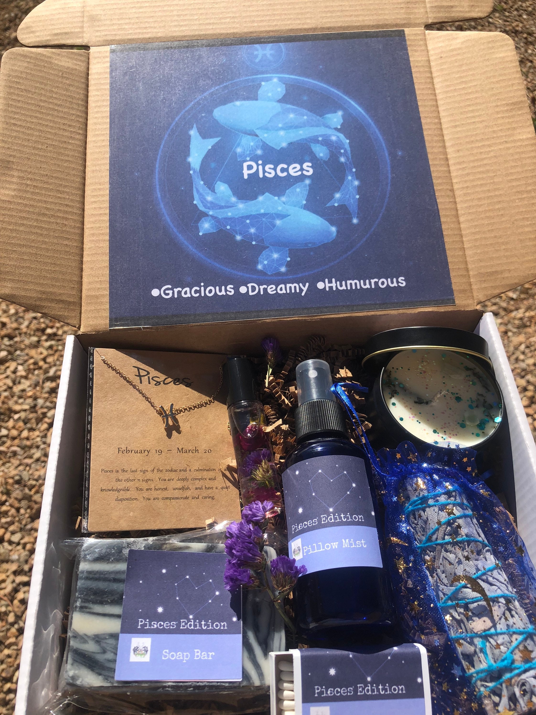 Pisces Gift Box - Etsy