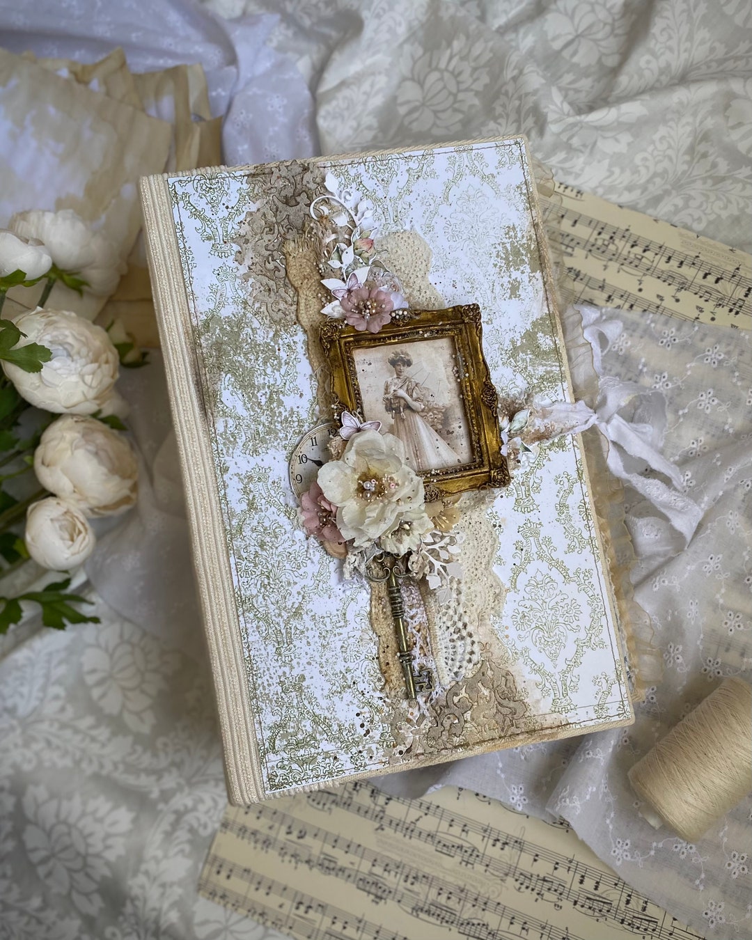 Handmade Scrapbook Album in Vintage Style - Scrapbook Album - Vintage ...