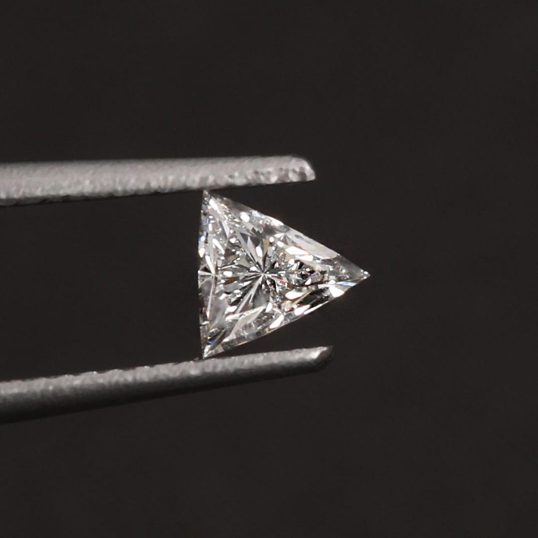 Triangle Cut Lab Grown Diamond: E-VVS2 or F-VS1, 1-4 CT, With ...