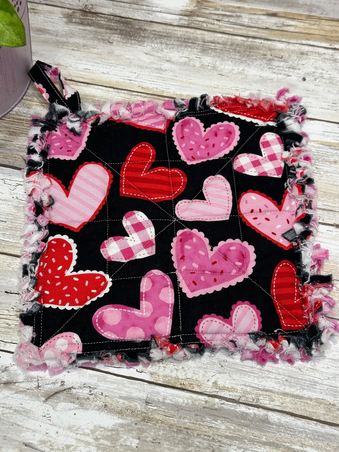 Shabby Rag Valentine's Pink & Red Hearts on Black Quilted Pot Holder ...
