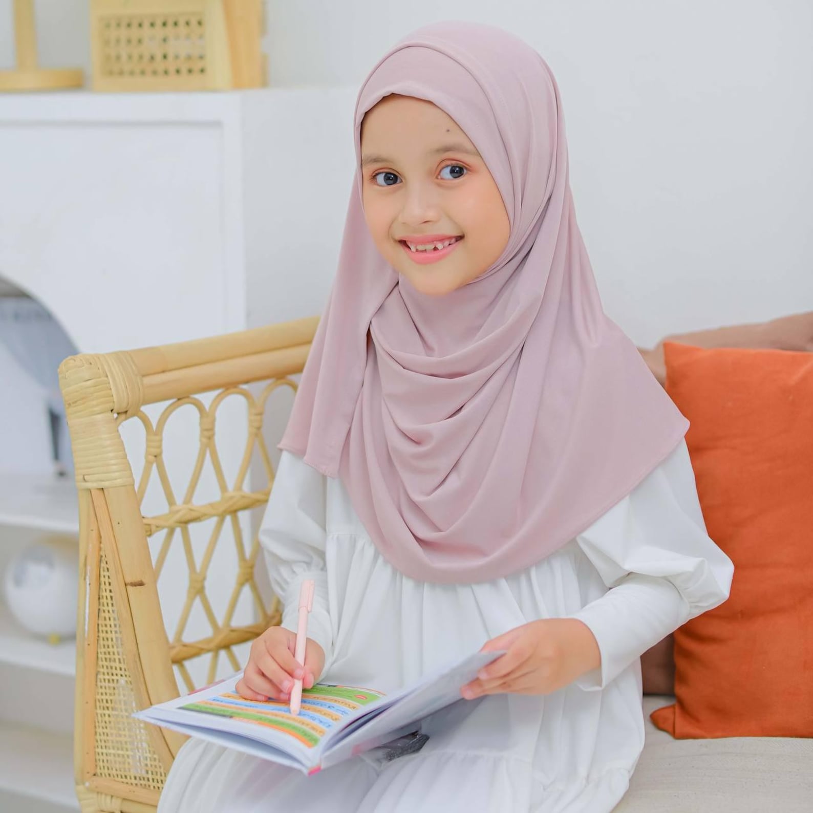 QABILA Kids 2-in-1 Instant Hijab, 2 Sizes & 13 Colors Premium Jersey ...