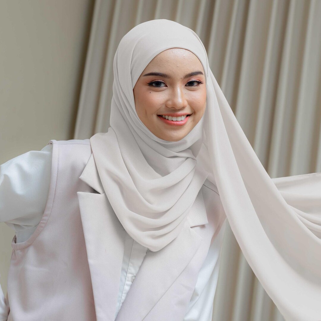 AIRA Hijab Scarf With Built-in Matching Undercap, Hijab and Undercap Set, Lightweight Shawl Wrap ...