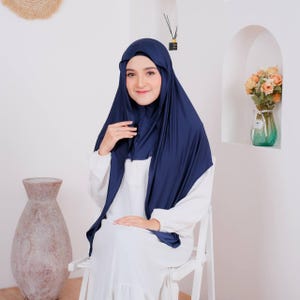 ILANA Instant Hijab, 30 Colors Jersey Hijab With Underscarf Quick Easy ...
