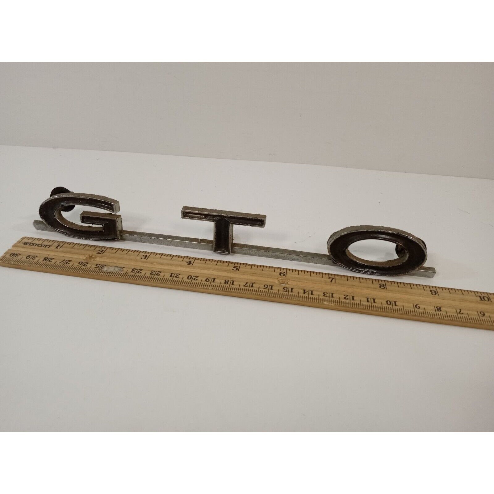 Vintage Pontiac GTO BADGE EMBLEM 9 General Motors - Etsy