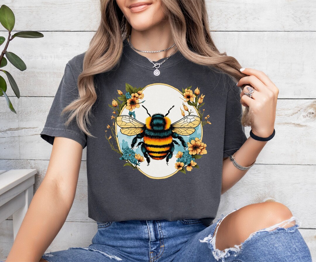 Bumblebee Shirt, Pollinator Shirt, Nature Shirt, Bee Art Shirt, Cozy ...