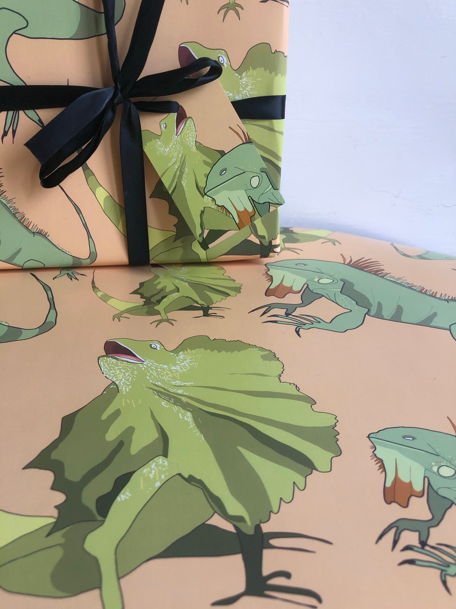 Lizard Wrapping Paper ; Funny Reptile Gift Wrap - Etsy UK