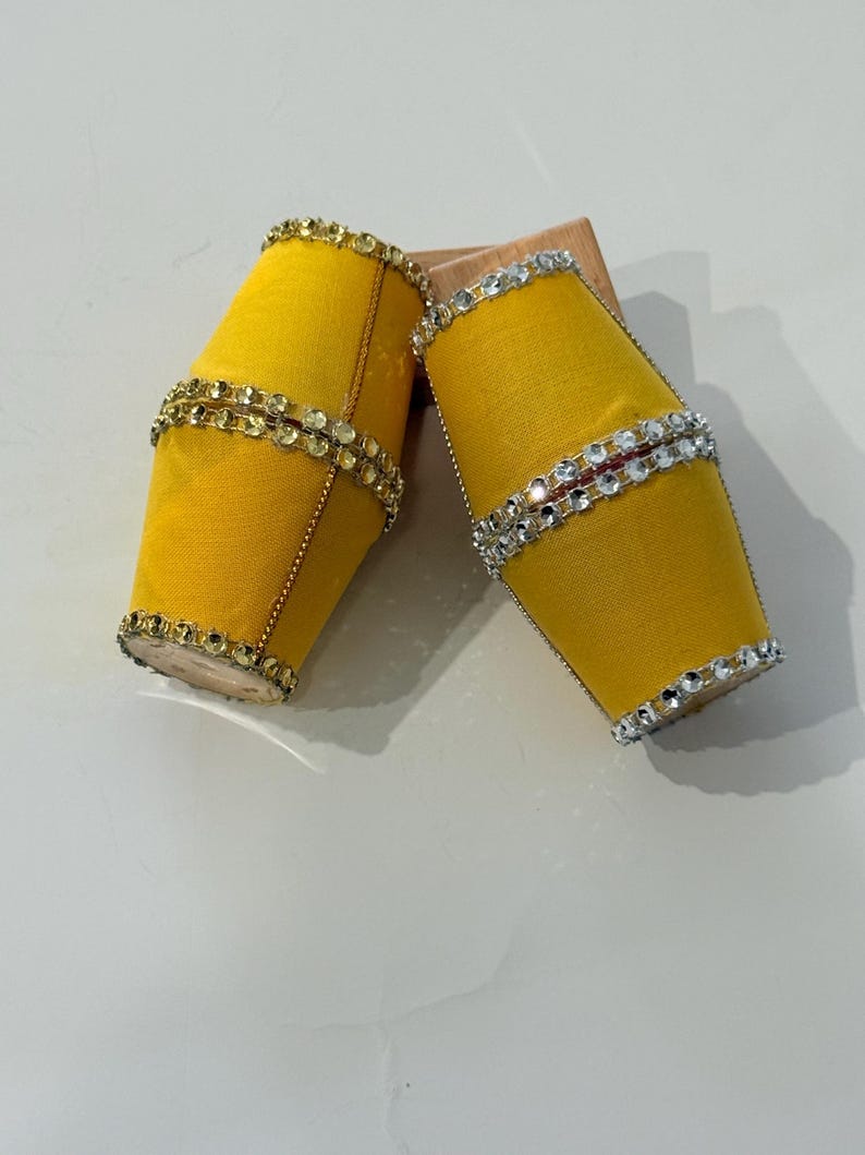Pre-filled Mehndi Dholki Favors for Mehndi / Dholki. Pre-filled With ...
