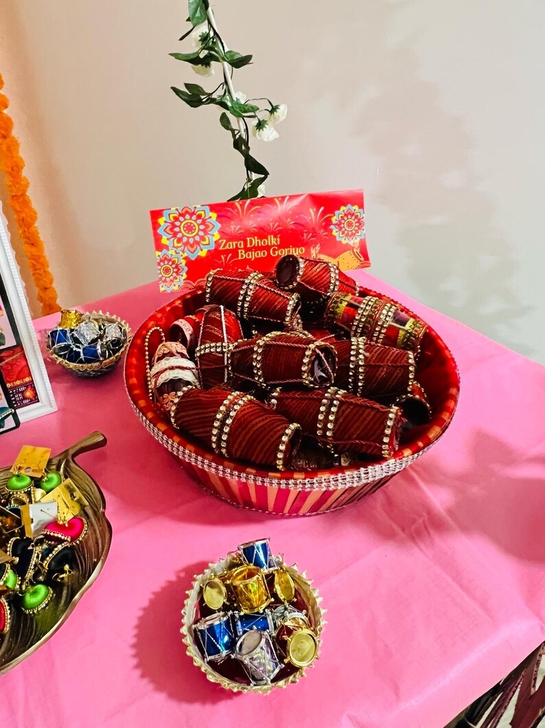 Pre-filled Mehndi Dholki Favors for Mehndi / Dholki. Pre-filled With ...