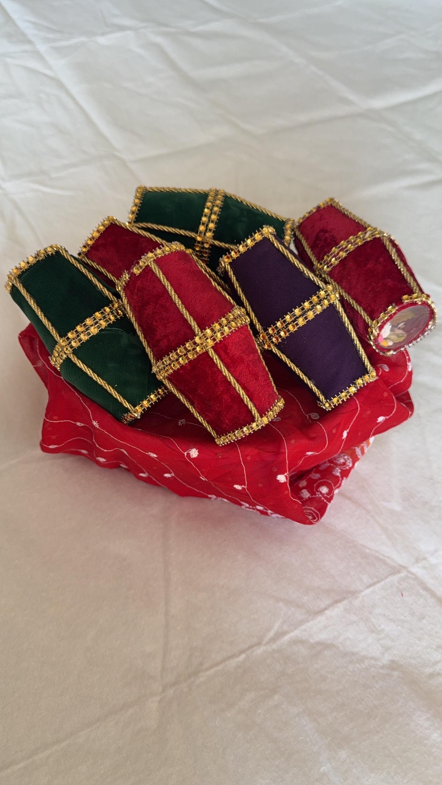 Pre-filled Mehndi Dholki Favors for Mehndi / Dholki. Pre-filled With ...