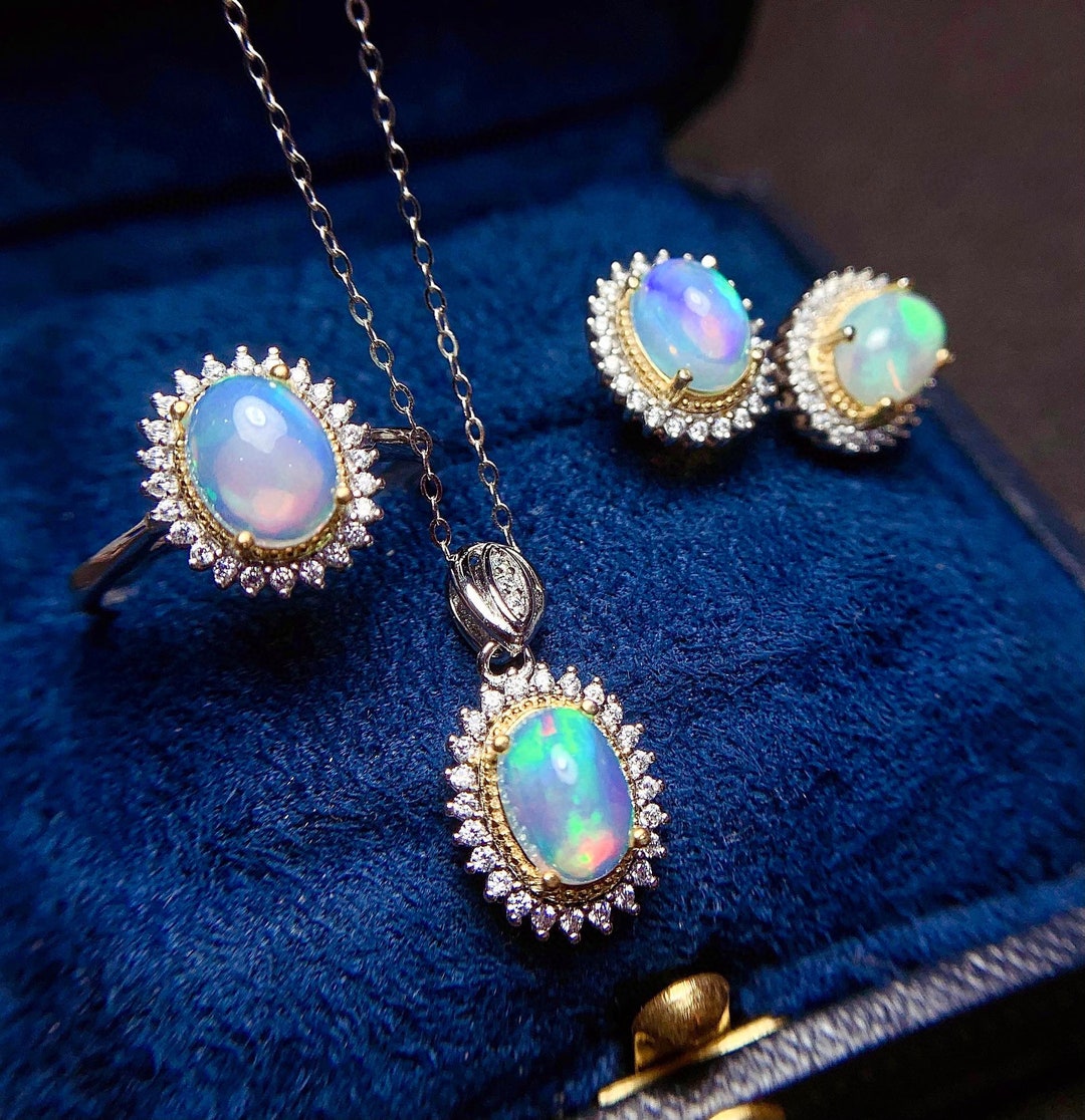 Genuine Opal Classic Desgin Jewelry Set 18K Solid Gold Jewelrt Set ...