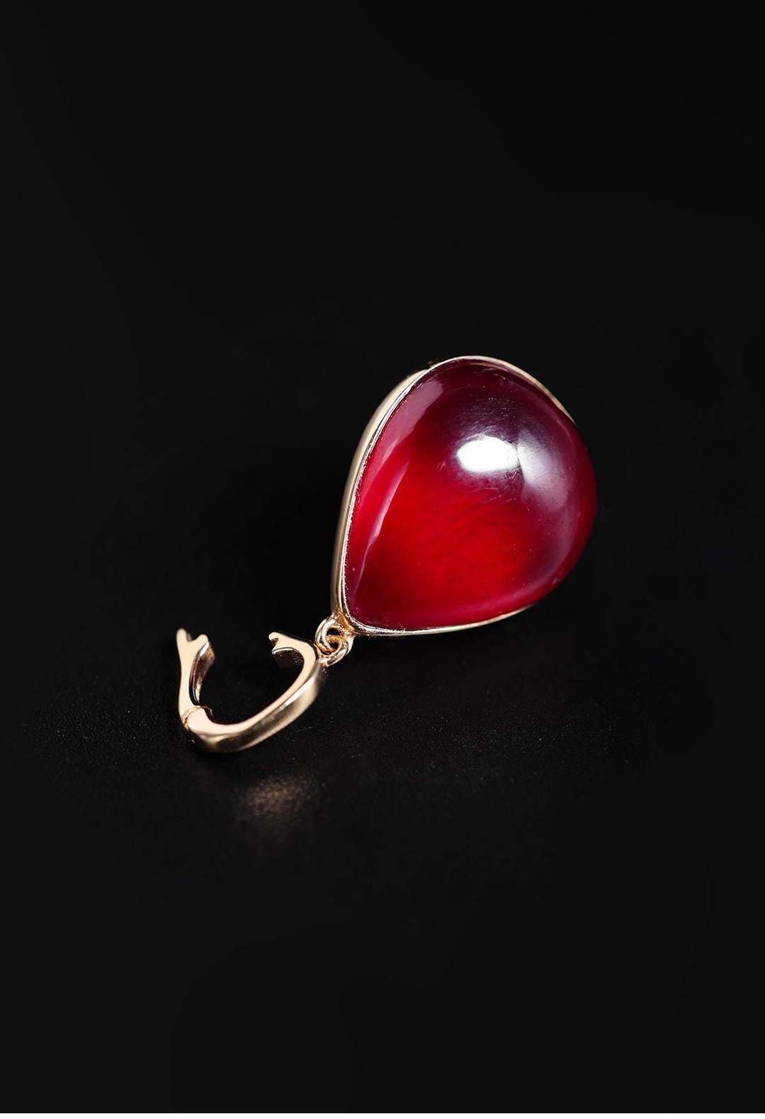 11mm Pigeon Blood Ruby Teardrop Pendant Necklace in 18K Gold Chain ...