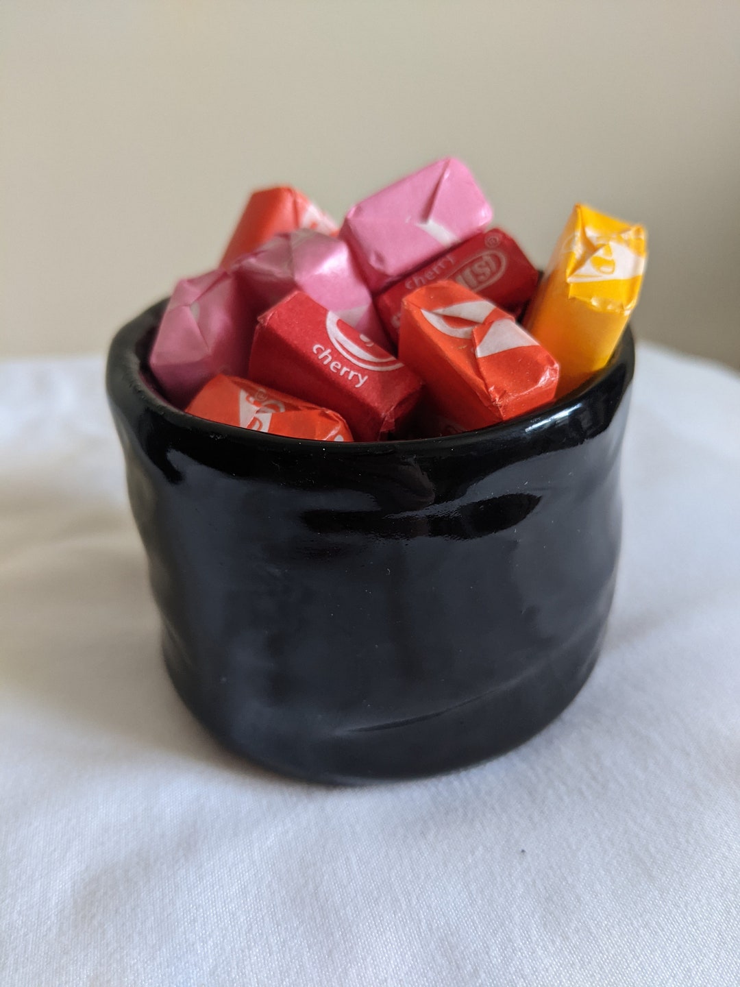 Abyss's Gaze Pot - Etsy