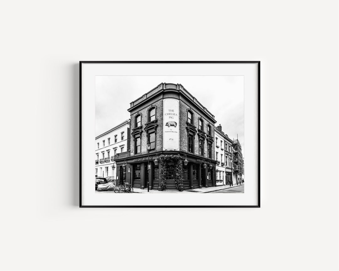 British Pub Art, the Chelsea Pig Restaurant, English Pub, Black and ...