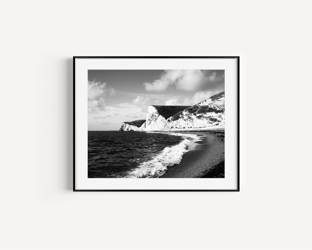 Black and White Coastal Print, Ocean Wall Art, Neutral Beach Travel ...