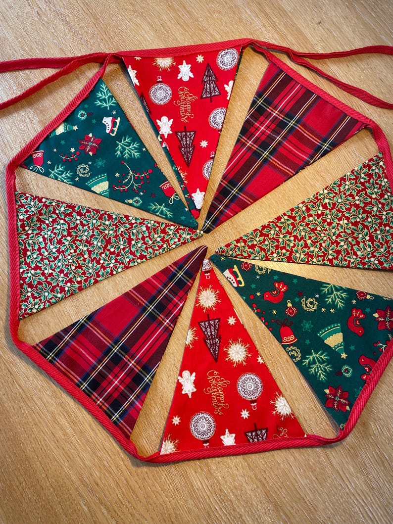 Luxury Christmas Green and Red Combinations Bunting - Cotton - Double ...