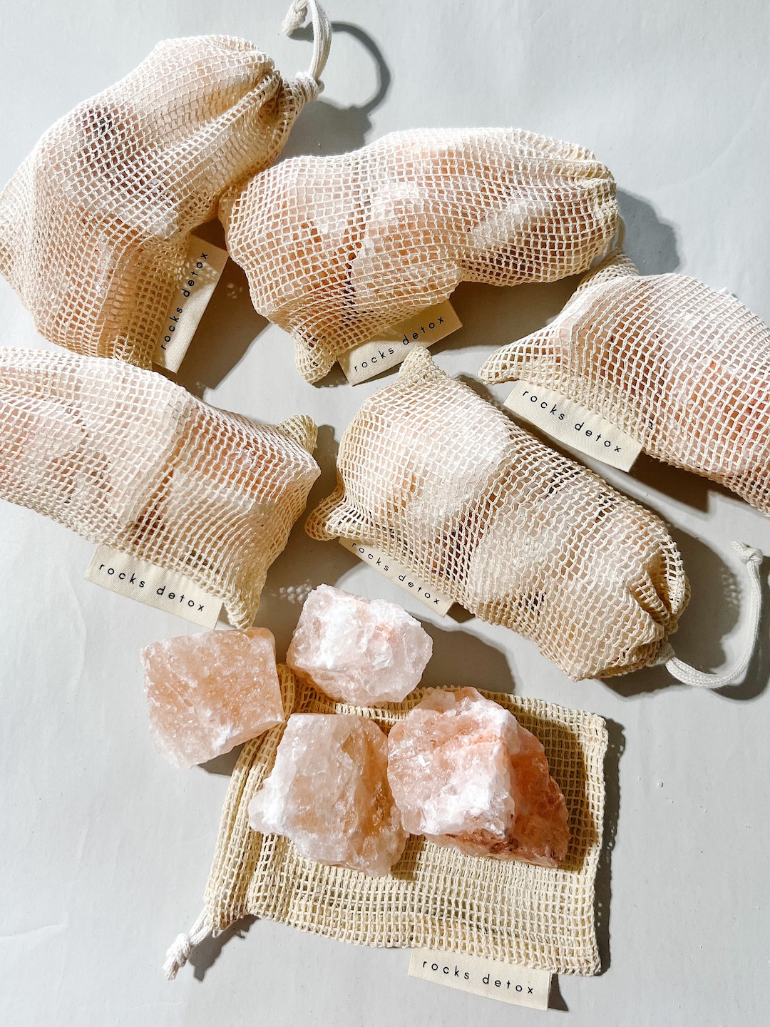 Pink Himalayan Salt Bath Rocks: Hypoallergenic Mineral Soak, 4-mini ...