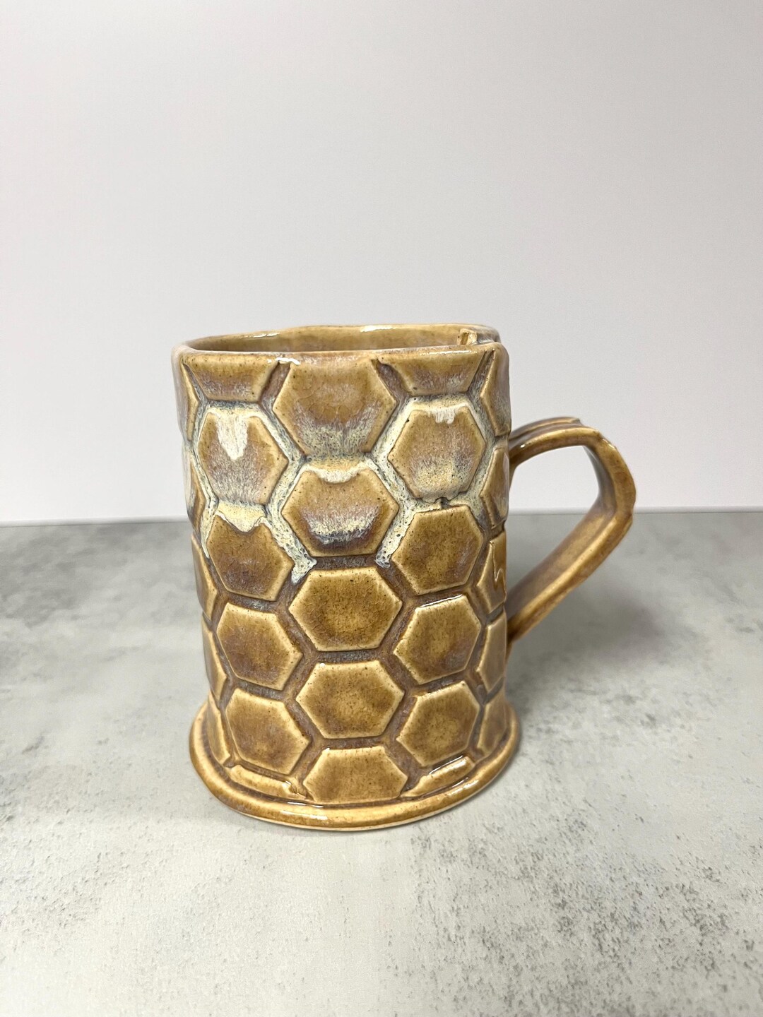 Honeycomb Bee Mug, Pottery Bee Mug, Honeycomb Mug, Coffee Mug, Tea Mug ...