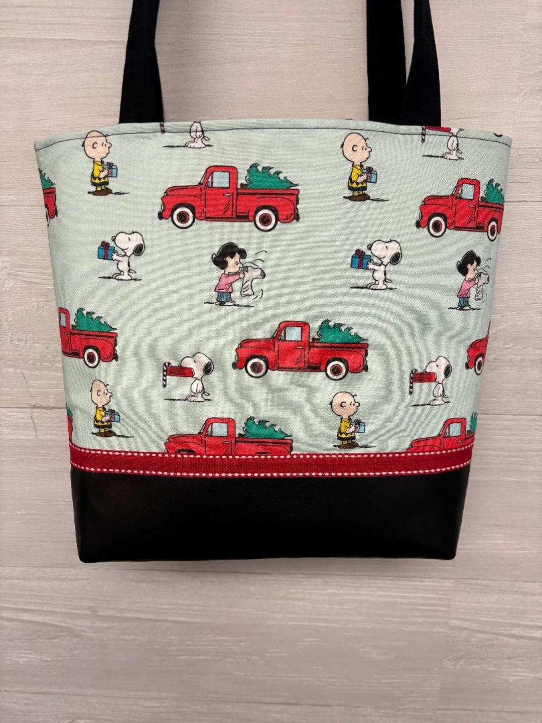 Snoopy and Friends Christmas Truck Fabric Purse With a Vinyl Bottom - Etsy