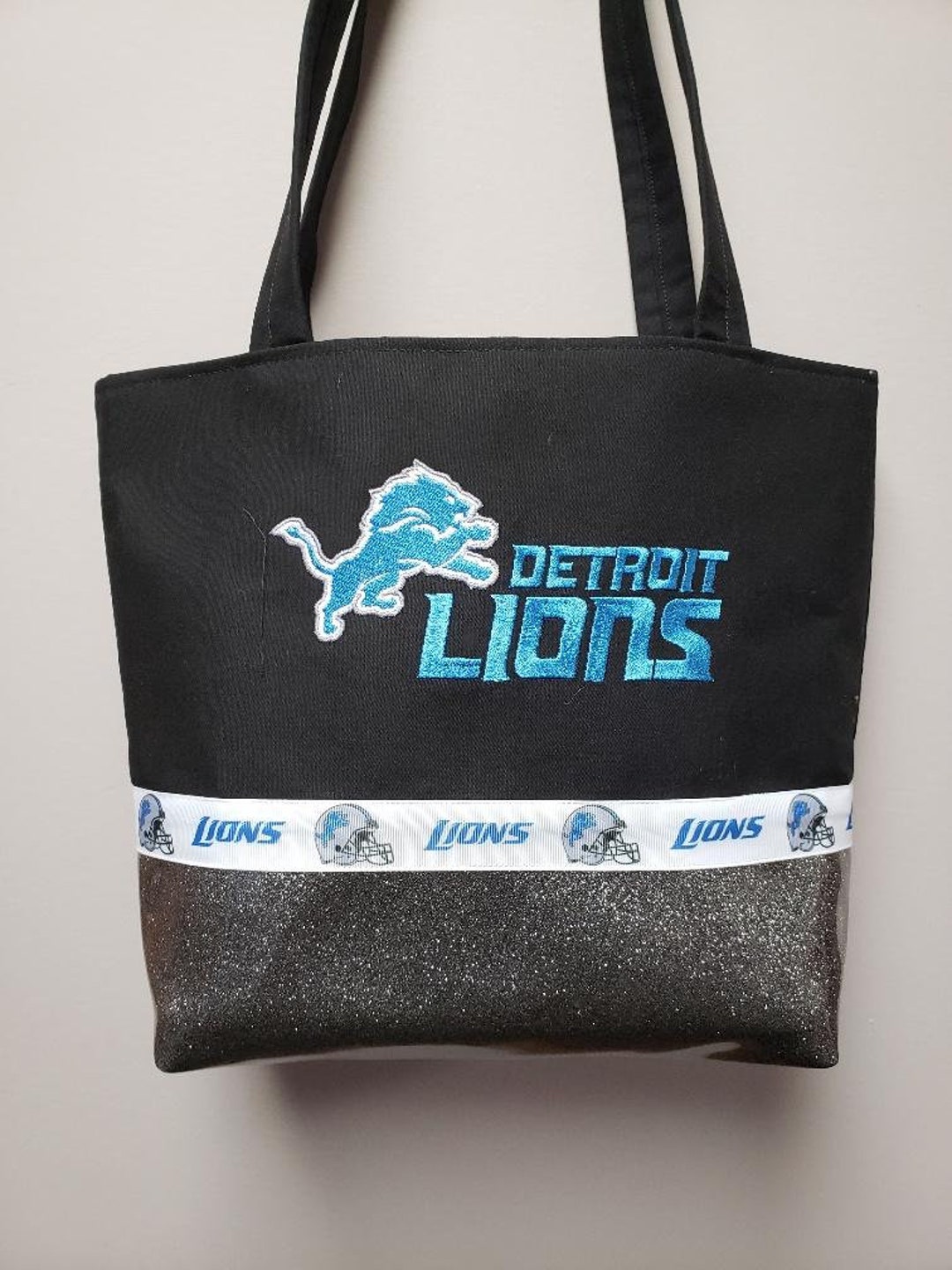Detroit Lions Purse With a Vinyl Bottom - Etsy