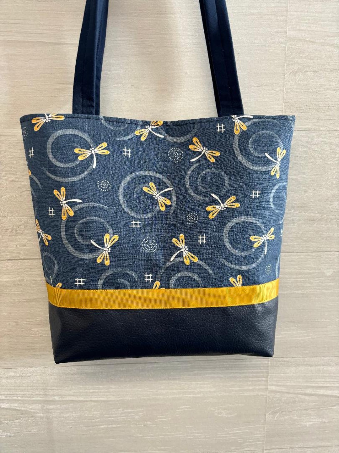 Dragonflies Purse With a Vinyl Bottom - Etsy