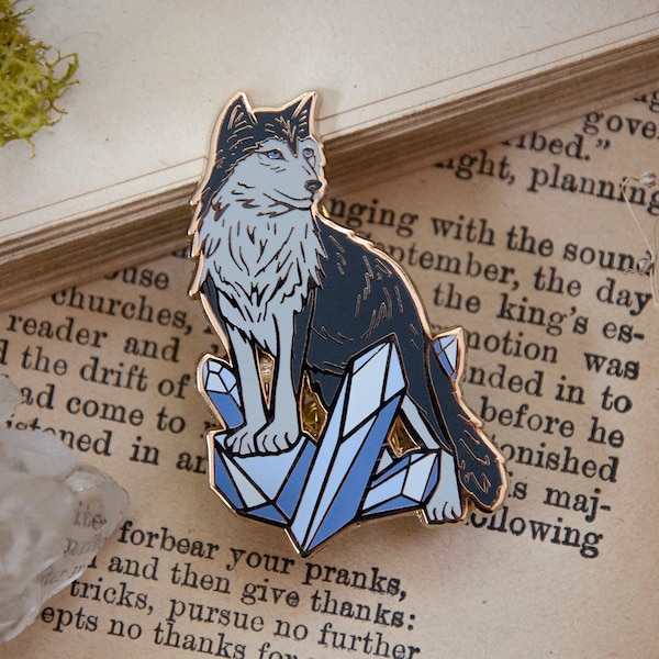 Wolf Pin - Etsy