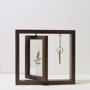 Brown Veneer Floating Frame, Rotate Picture Frame, Double Sided Frame ...