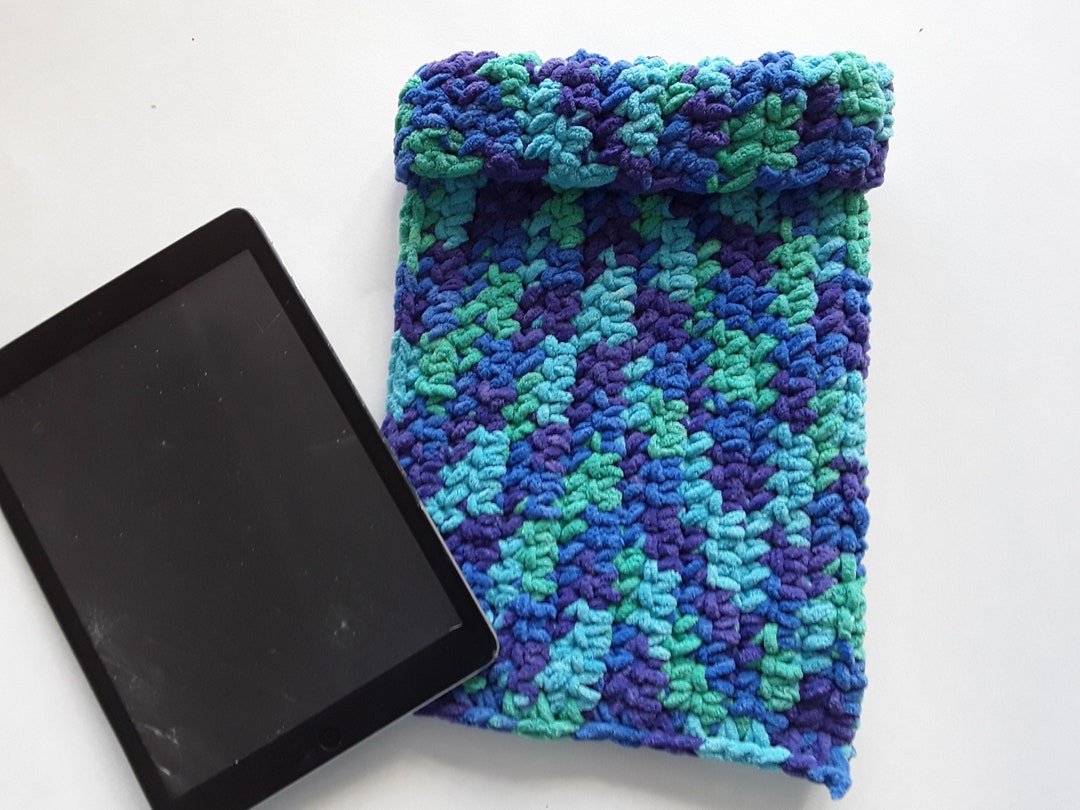 Thick and Soft iPad (2017) iPad Pro (2016) Cover, Ocean Shades With ...