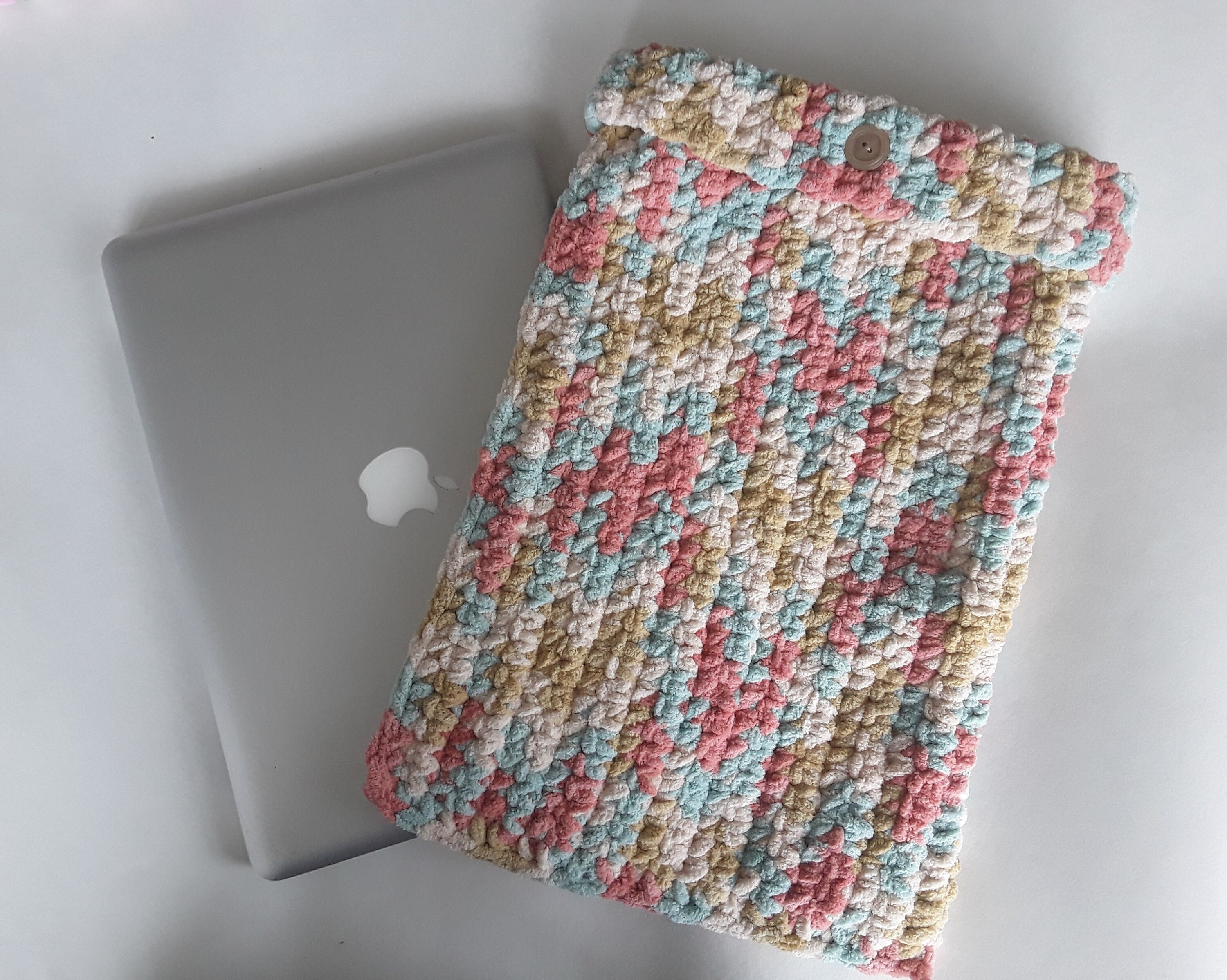 13 MacBook Cover UGG Friendly Crocheted - Etsy