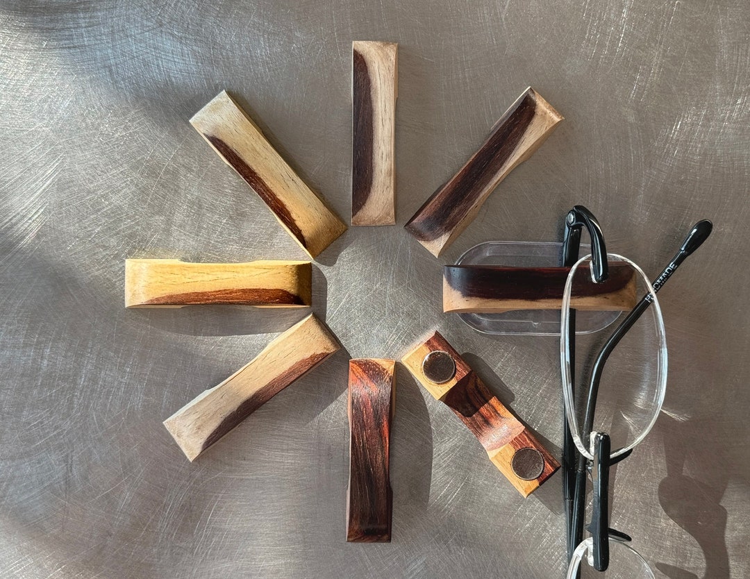 Rare Cocobolo Wood Grain, Magnetic Eyeglass Holder, Gift for Him, Gift for Her, Readers Holder ...