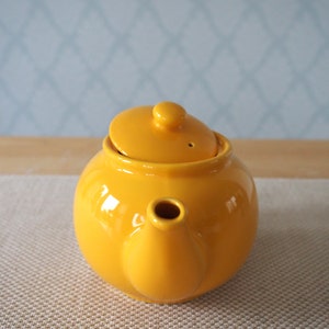 6 Cup Mustard Stoneware Teapot for Loose Leaf Teas Large Teapot ...