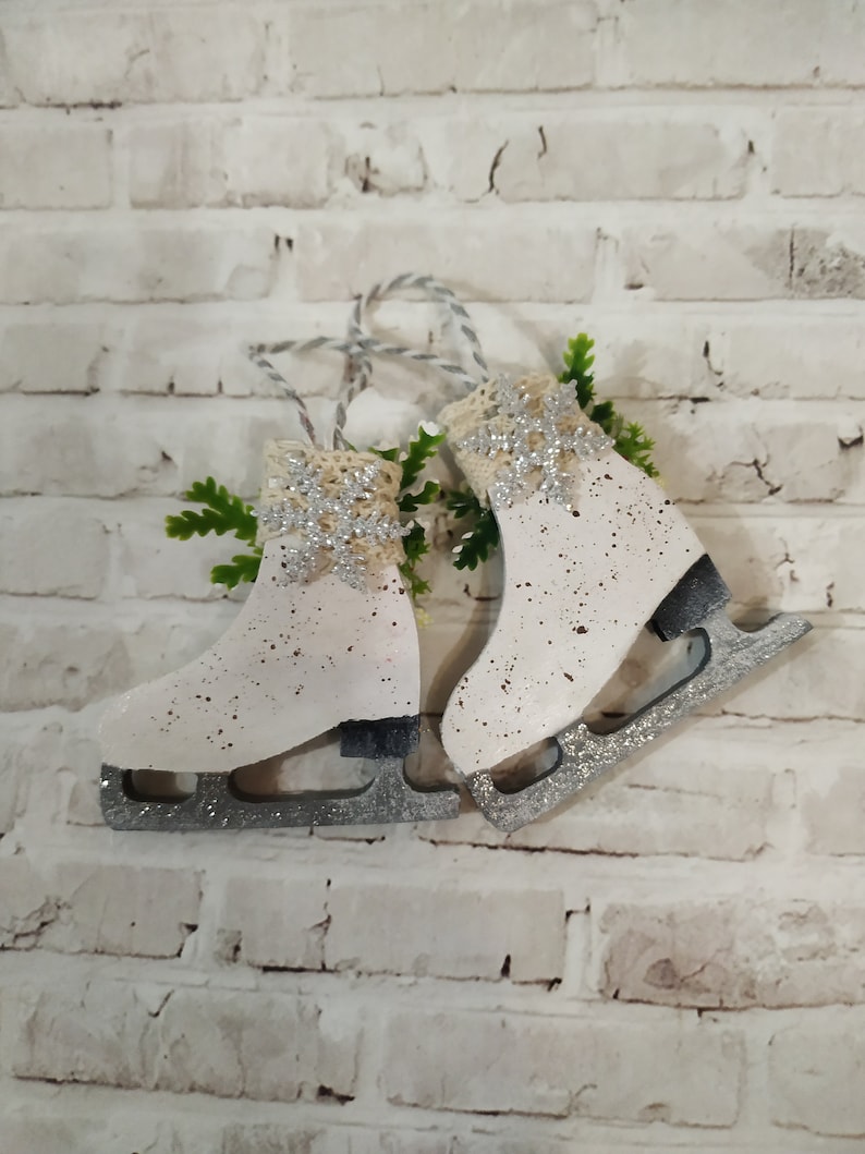 Vintage Ice Skate Christmas Ornament: Wooden Winter Decor (set of 2) - Etsy