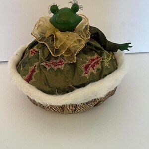 Katherine's Collection Frog Bean Bag Body Christmas Figurine - Etsy