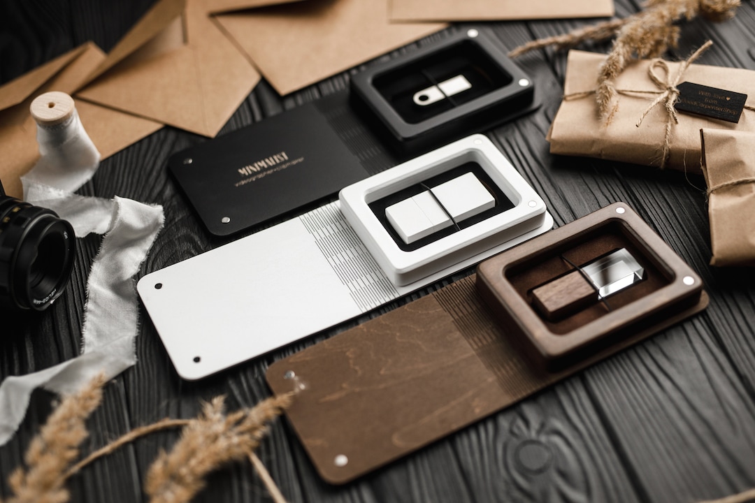 Engraved Usb Box With "crystal"/ Wooden Flash Drive | Personalized ...