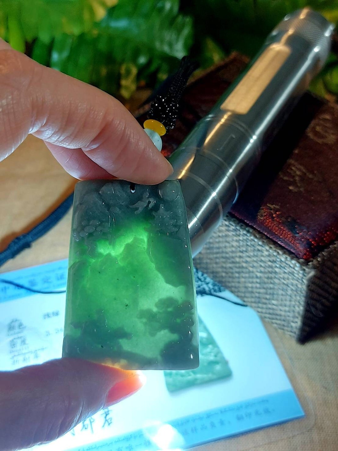 Djade-certified Natural Green Grade A Jadeite Jade Pendant Carved ...