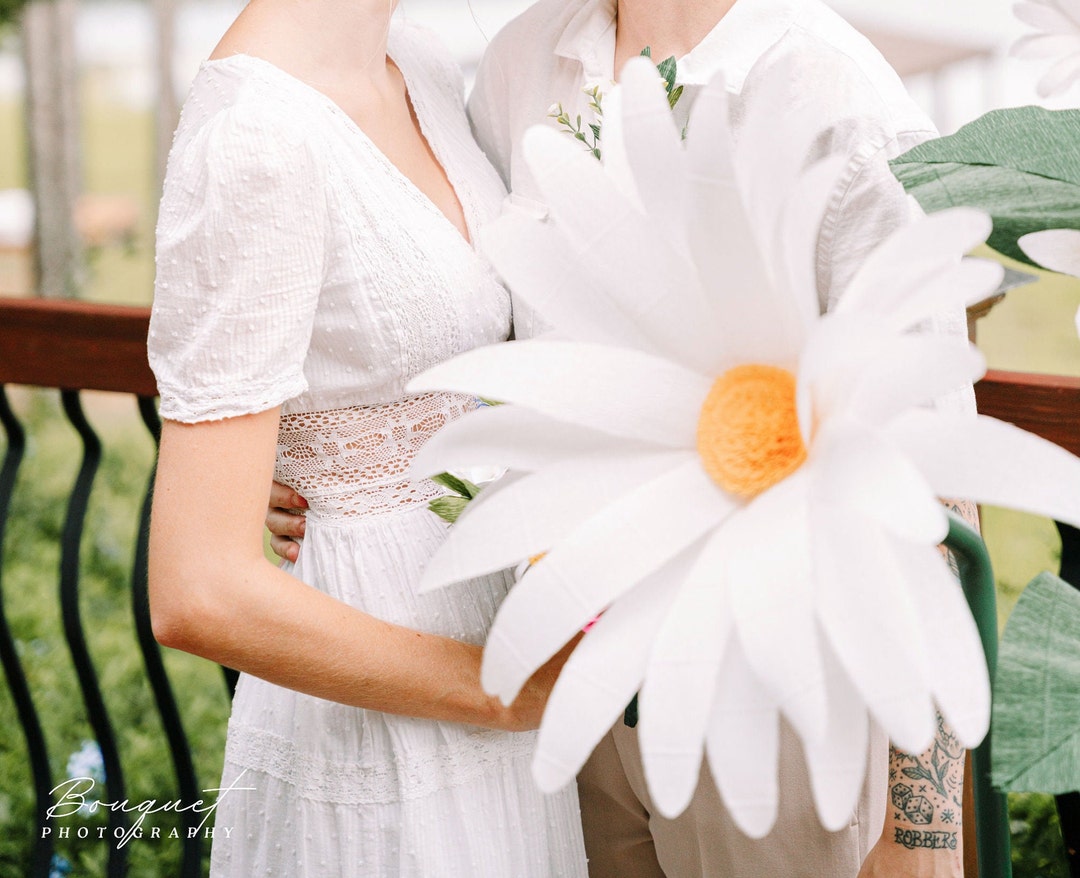 Giant Daisy PDF, Crepe Paper Daisy, Daisy Template, DIY Flower ...