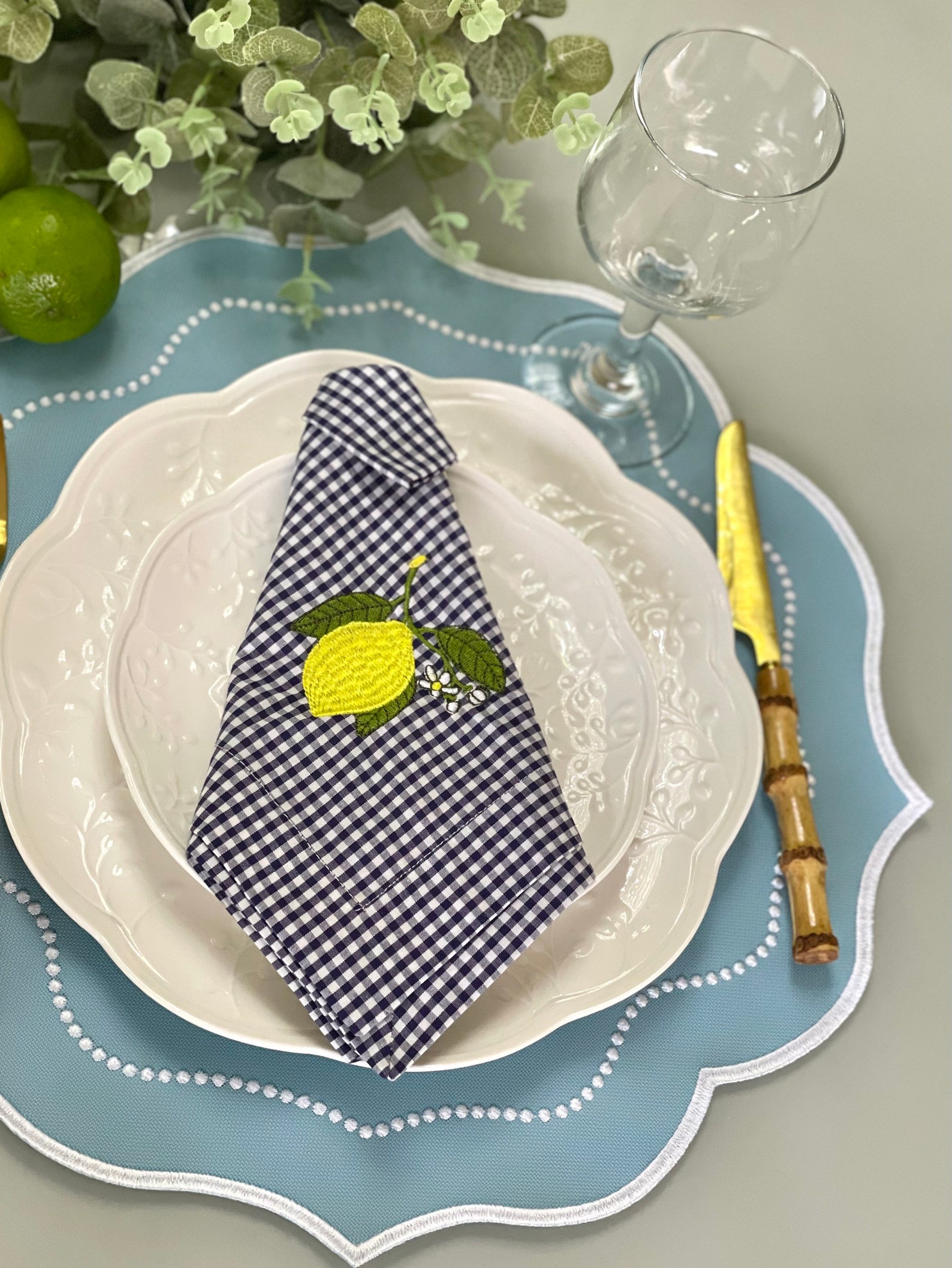 Placemats/ Light Blue Round Scalloped Edge Mat/ Recycled - Etsy