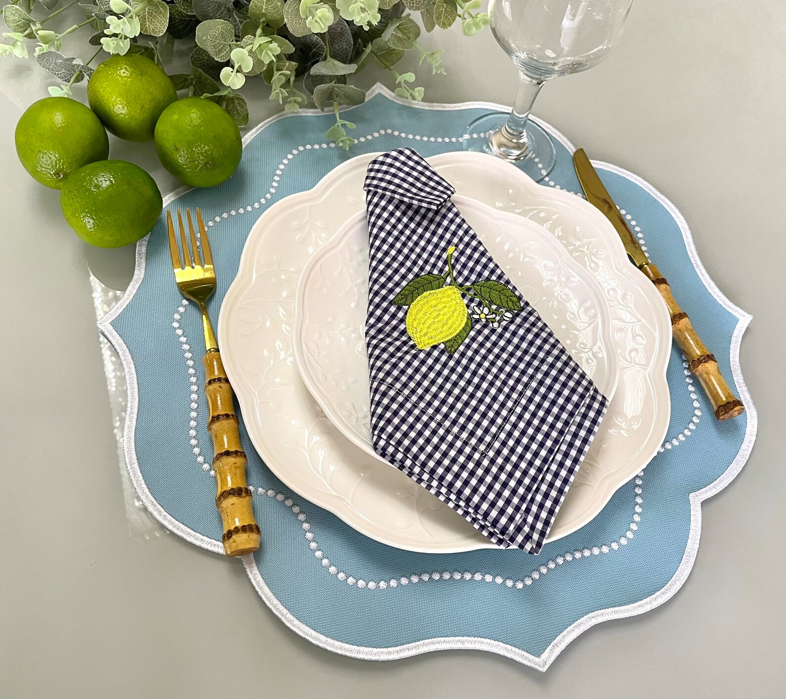 Placemats/ Light Blue Round Scalloped Edge Mat/ Recycled - Etsy