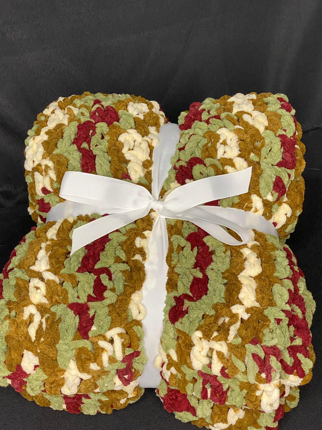 Plum Fields Chunky Crocheted Throw - Etsy