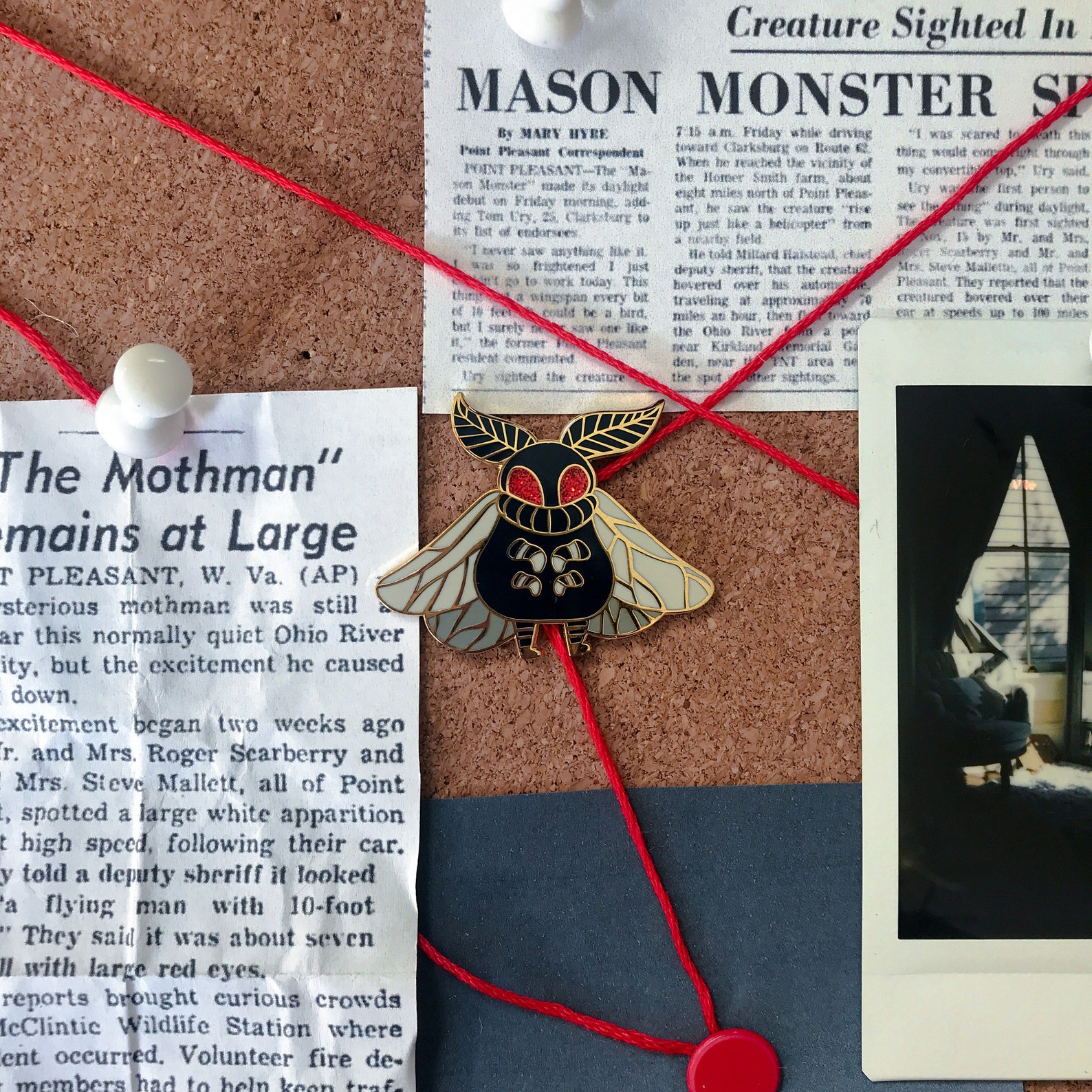 Mothman 1.5'' Gold Hard Enamel Glitter Pin - Etsy