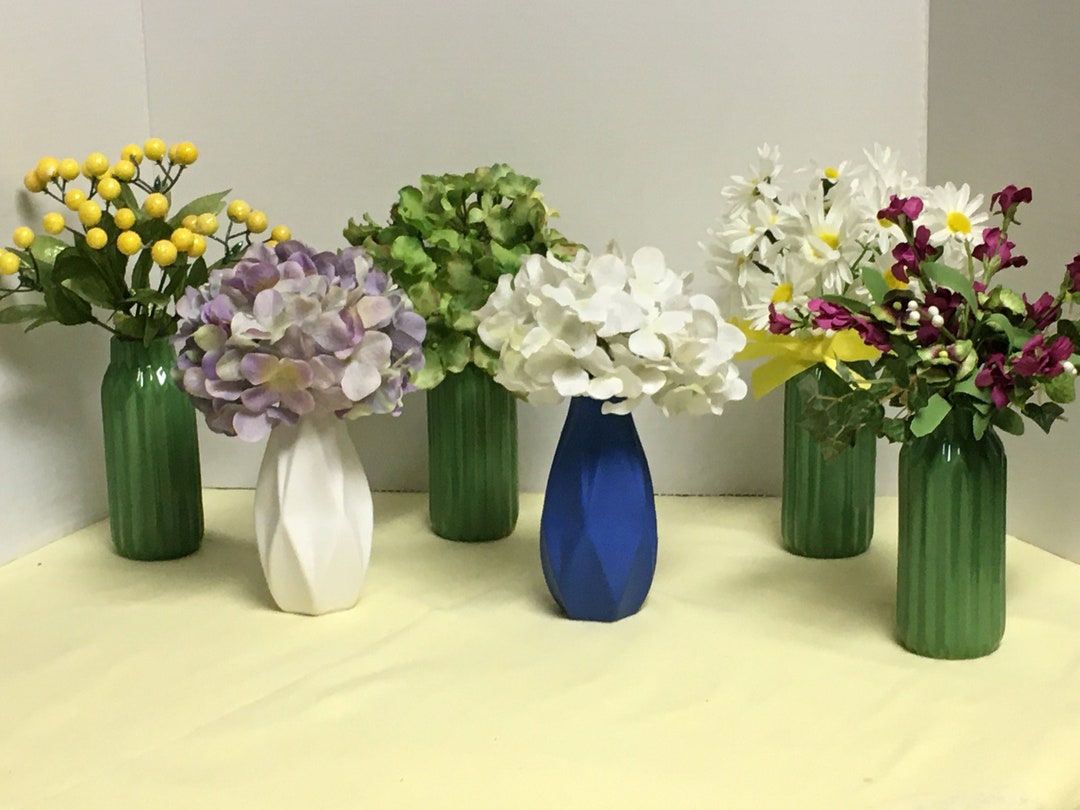 Small Vases With Silk Flowers for Wedding Receptions, Mother's Day ...