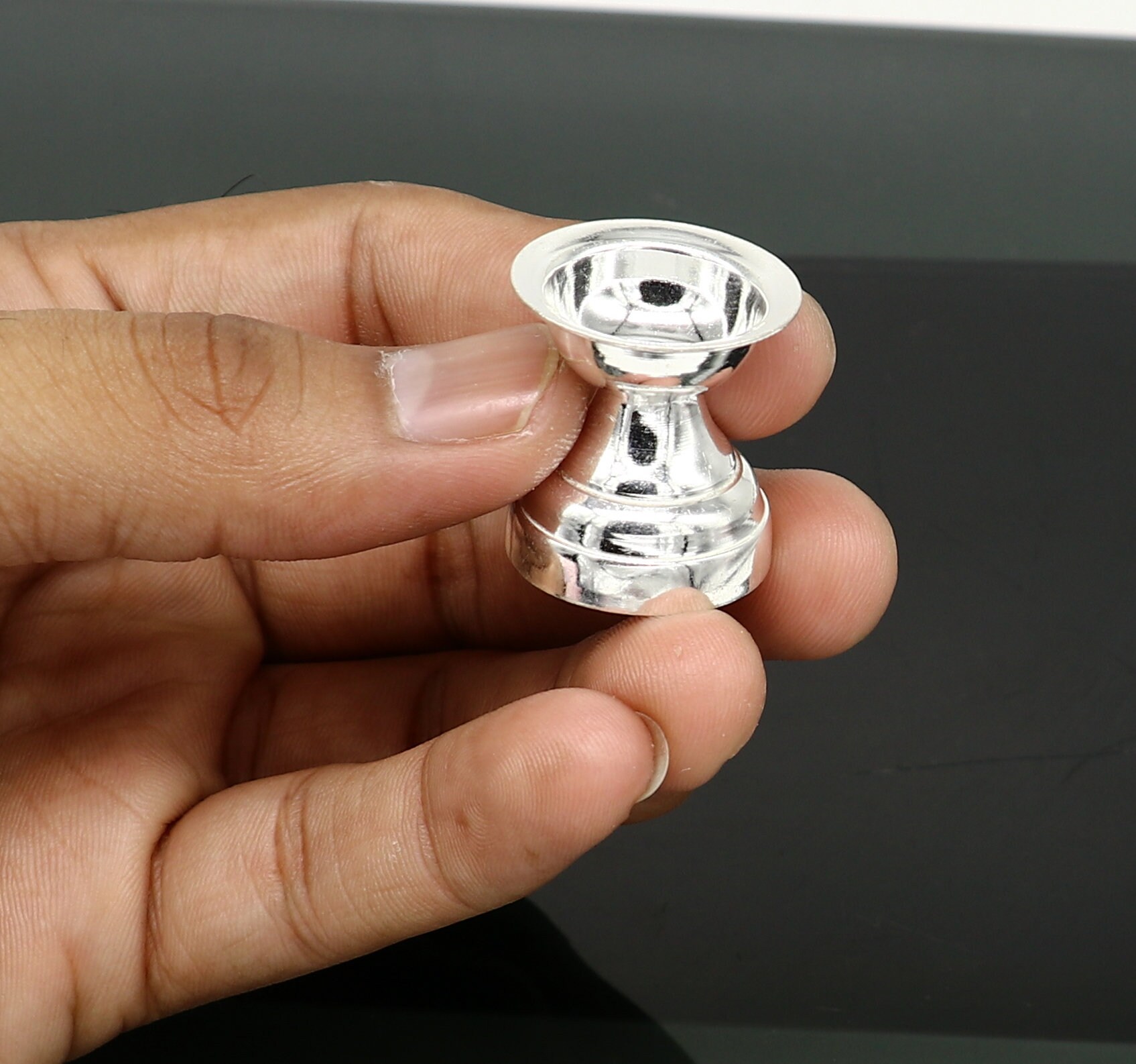 999 Pure Silver Handmade Elegant Oil Lamp, Silver Home Temple Utensils ...