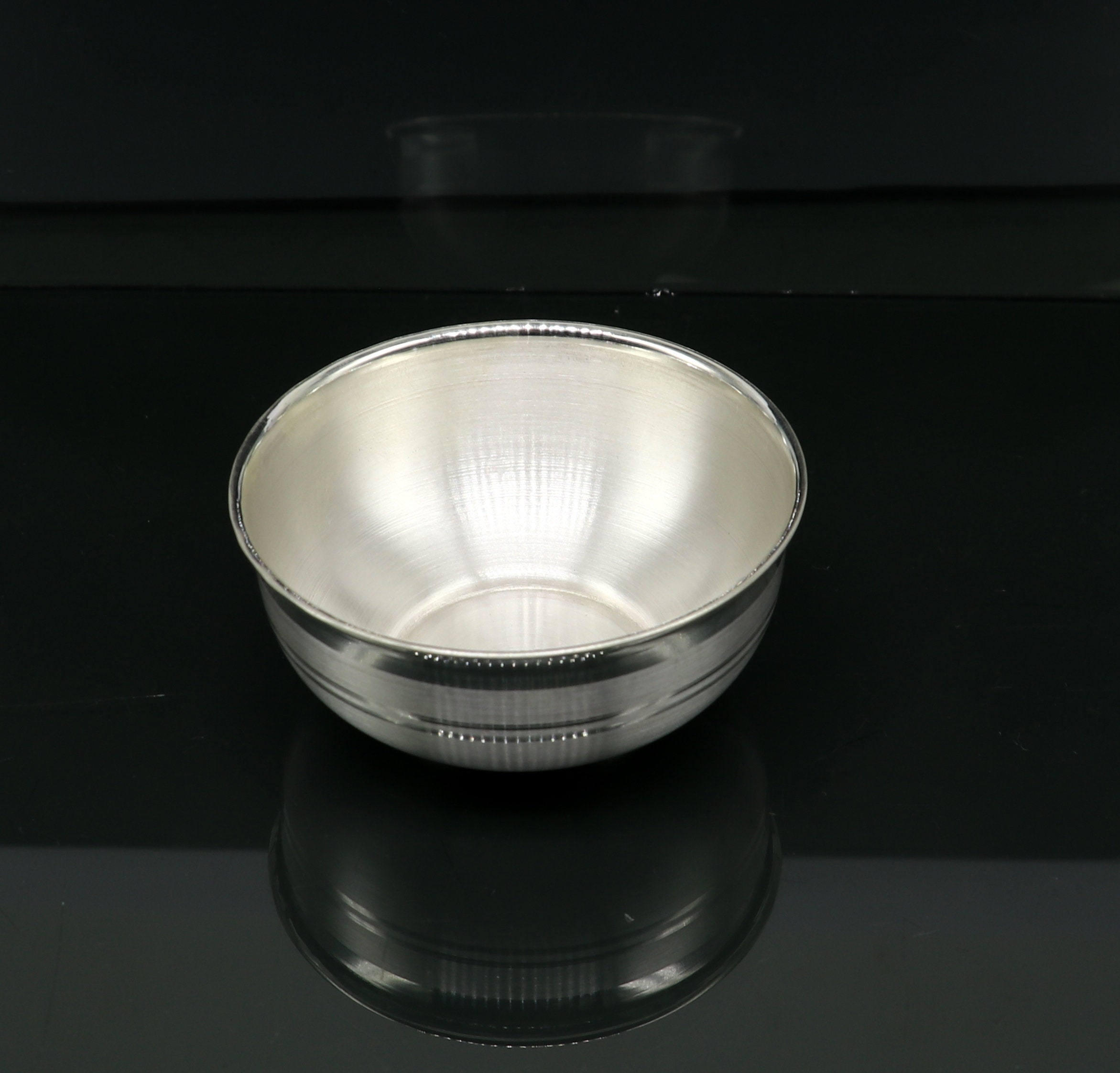 999 Pure Silver Handmade Solid Baby Bowl Silver Tumbler Gifting Silver ...