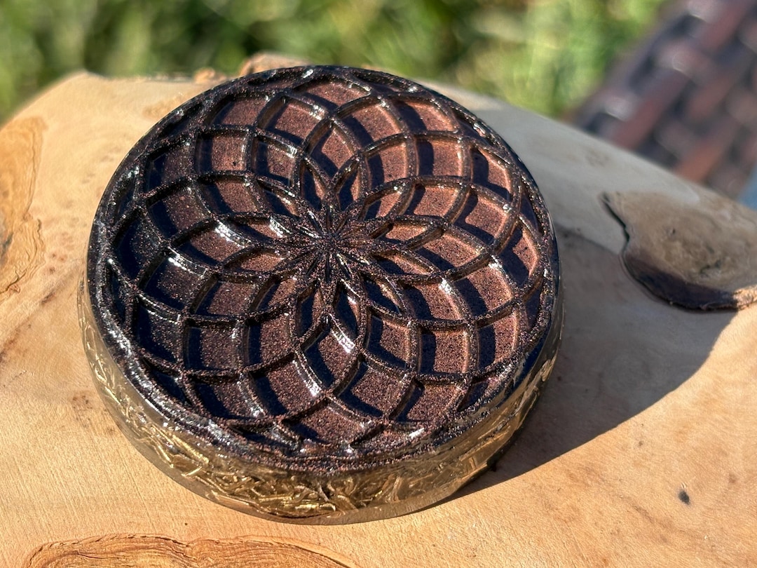 Torus Field Orgone Generator, EMF & 5G Protection, Orgone Pyramid ...